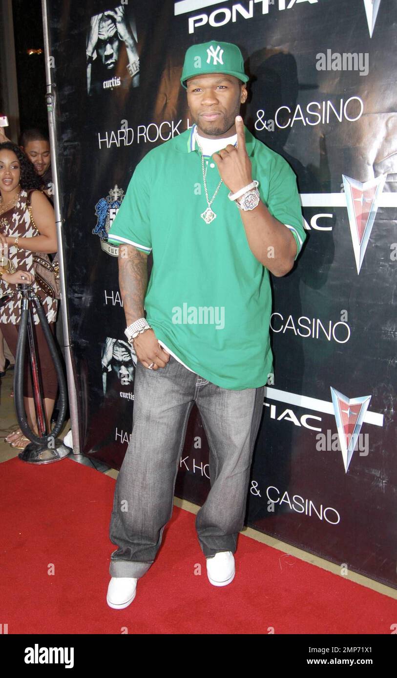50 Cent walks the red carpet at Pontiac Presents 50 Cent performance ...