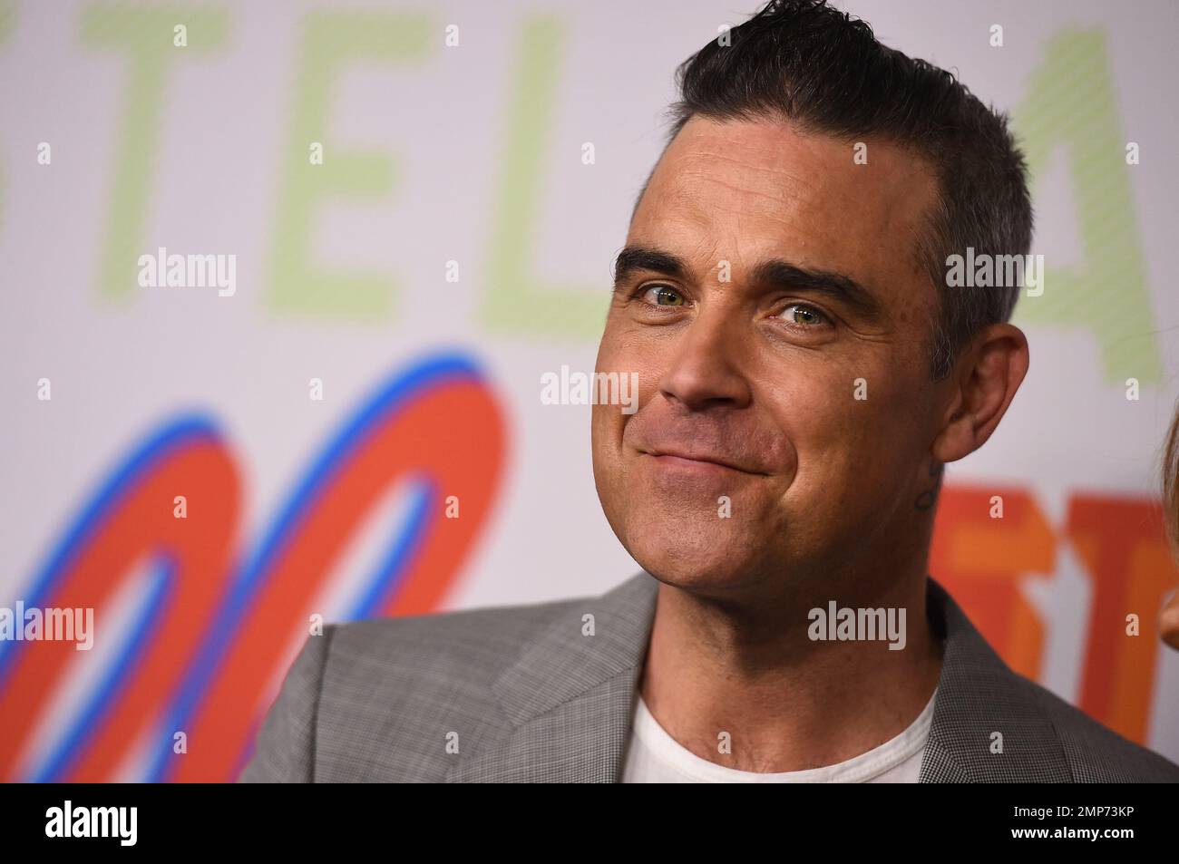 Robbie Williams arrives at the Stella McCartney Autumn 2018 ...
