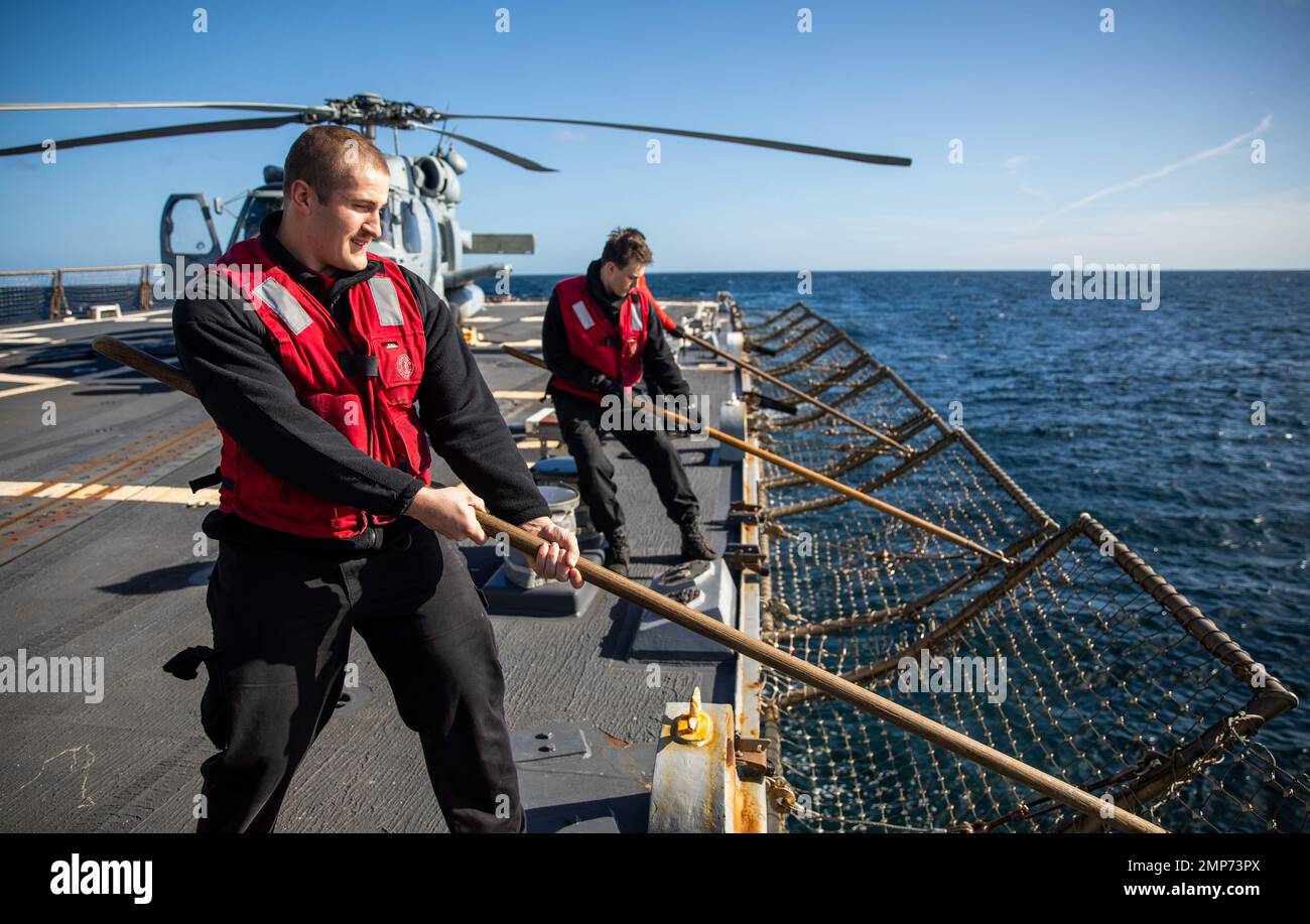ENGLISH CHANNEL (Oct. 10, 2022) Cryptologic Technician (Collection) 2nd ...