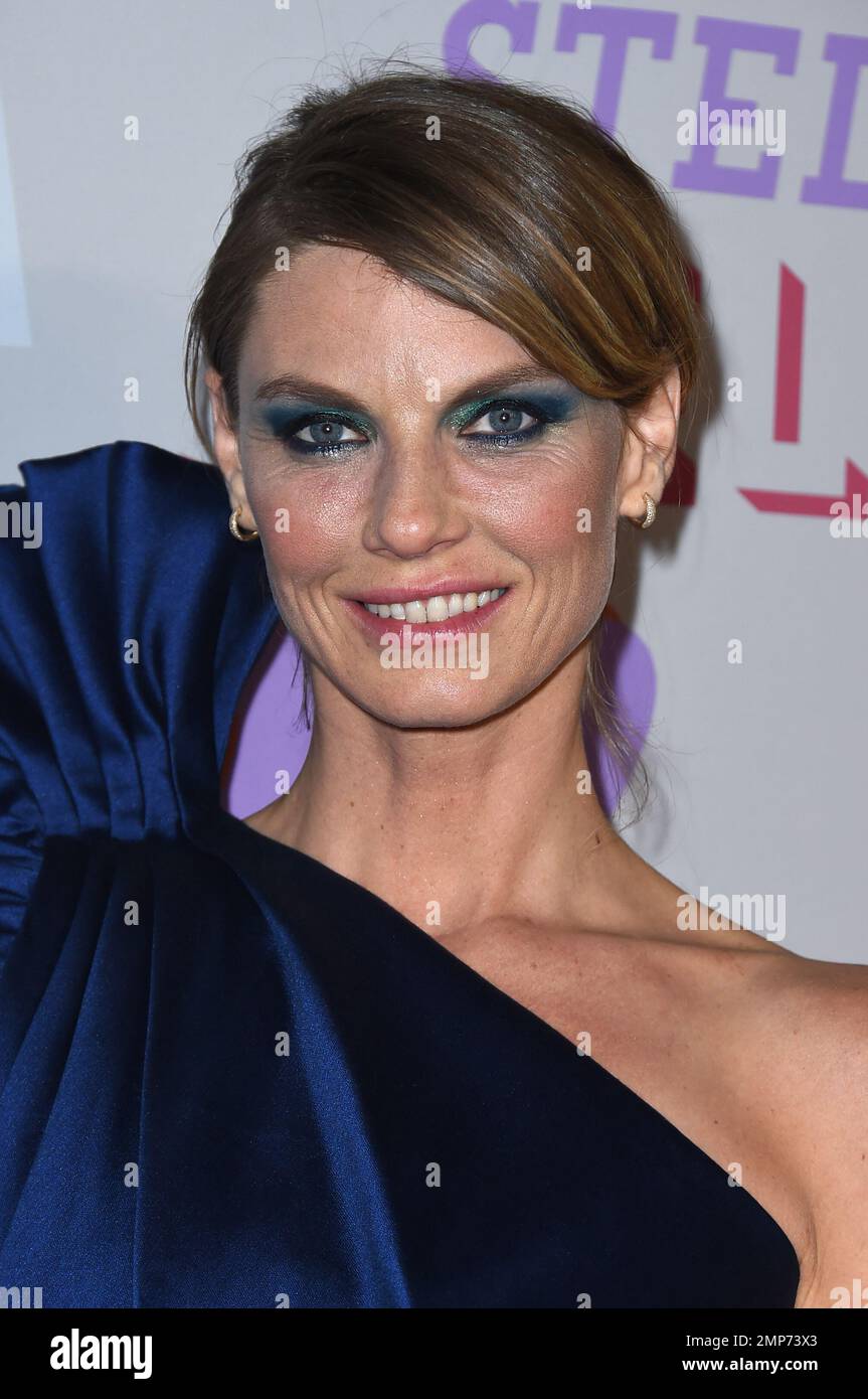 Angela Lindvall arrives at the Stella McCartney Autumn 2018 ...