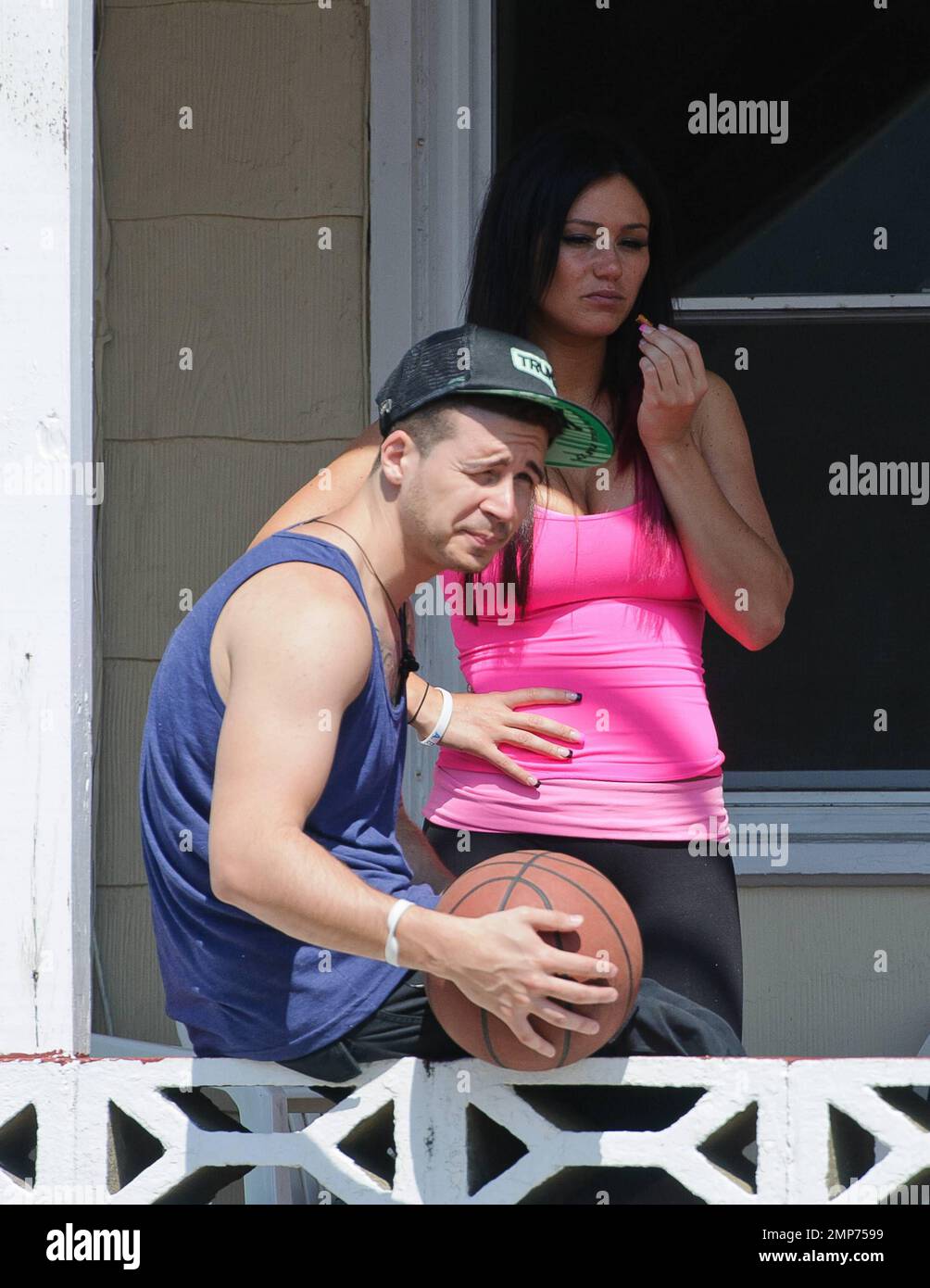 Vinny Guadagnino and Jenni 'JWoww' Farley along with the rest of the ...