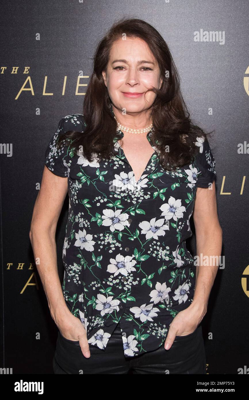 Sean Young attends the premiere of TNT's "The Alienist" at iPic ...