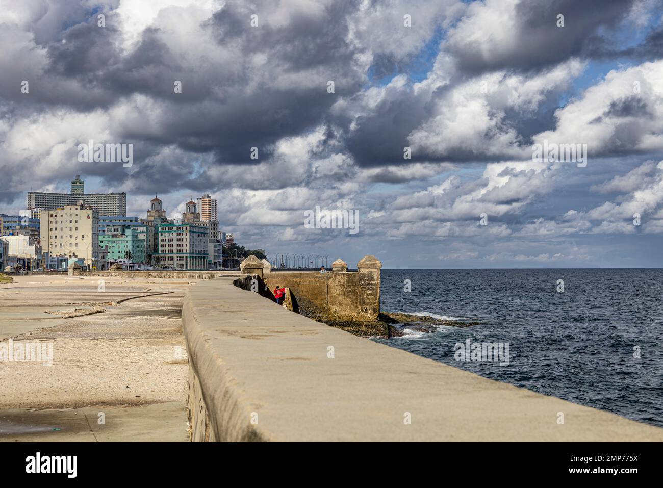 Malecon wall hi-res stock photography and images - Alamy