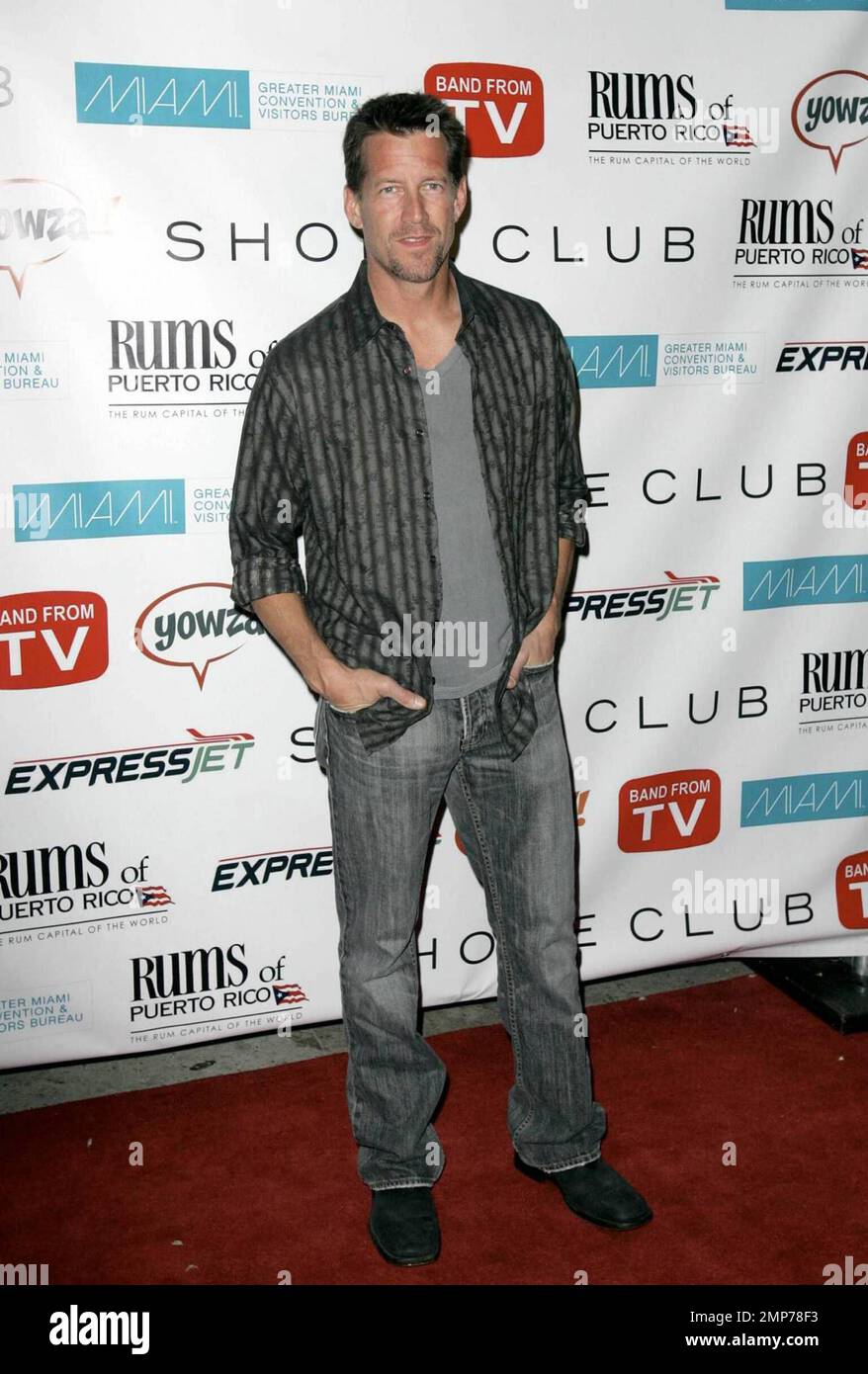 James Denton, guitarist from the Band from TV, walks the red carpet at ...