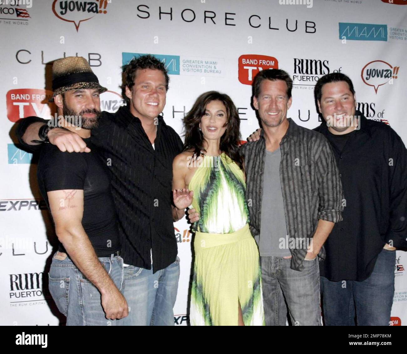 The Band from TV Adrian Pasdar, Bob Guiney, Teri Hatcher, James Denton ...