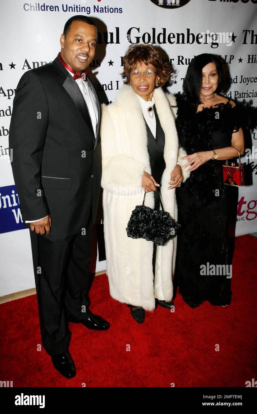 Altovise Davis at the 10th Annual Academy Awards Celebration Viewing ...