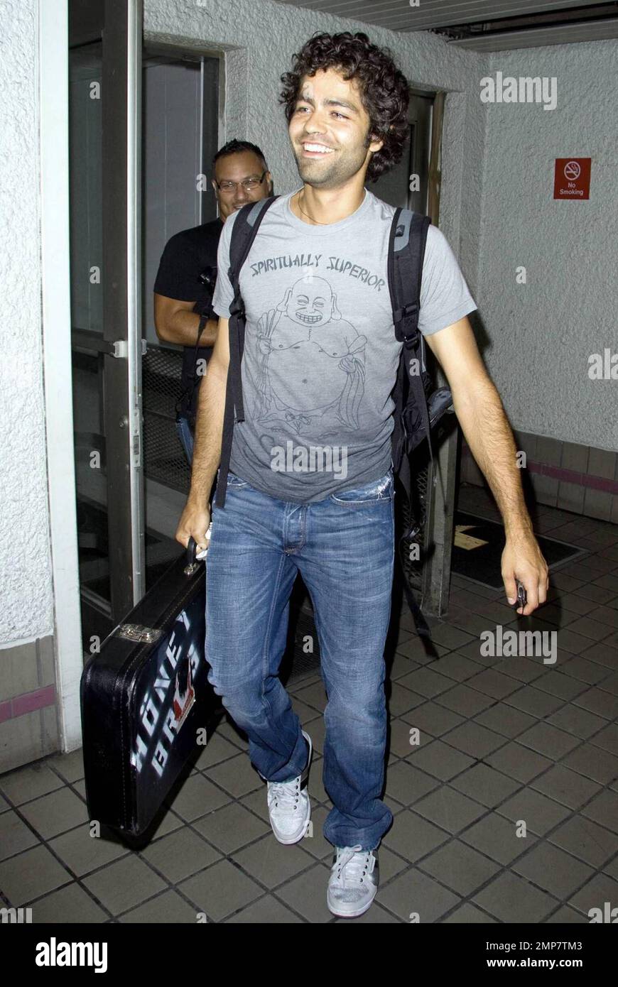 "Entourage" star and musician Adrian Grenier is spotted at Miami ...
