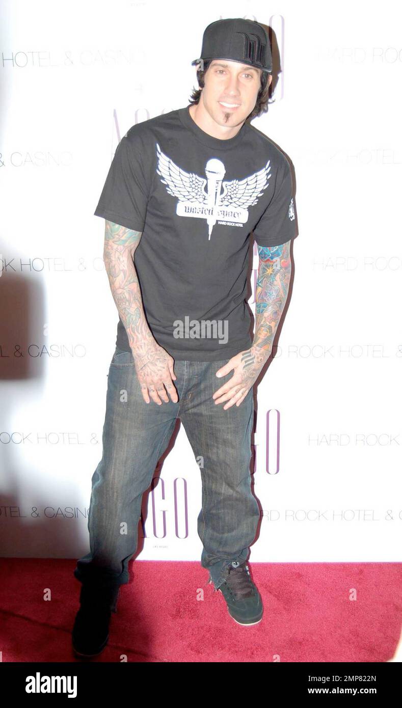 Carey Hart attends the grand opening of Robert De Niro's new Italian ...