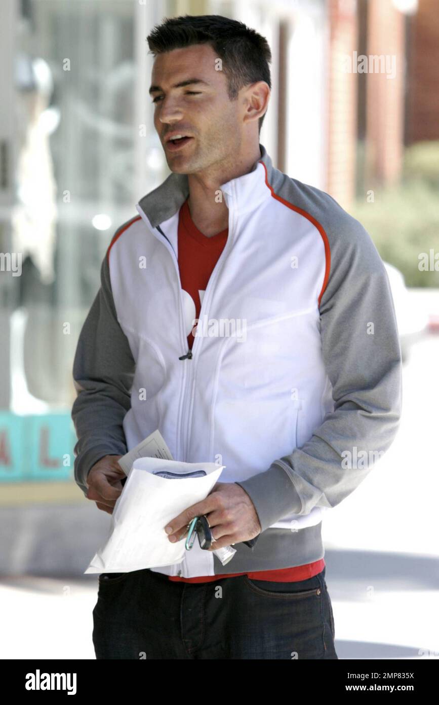 English Actor Best Known For The Role Of Aidan Devane On All My