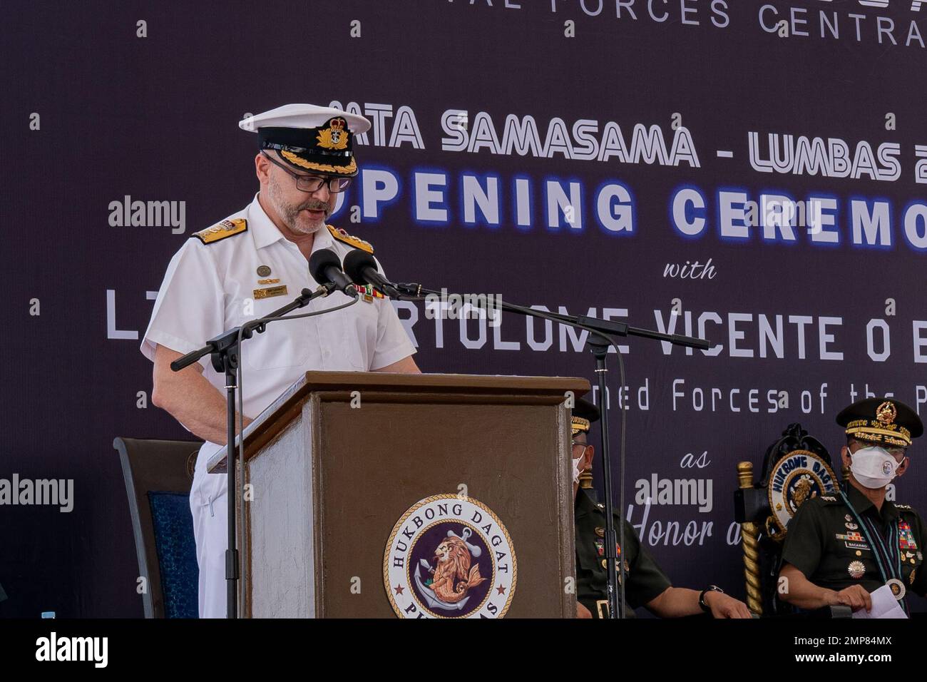 21011-N-DB724-2236 CEBU, Philippines (Oct. 11, 2022) Commodore Ray ...