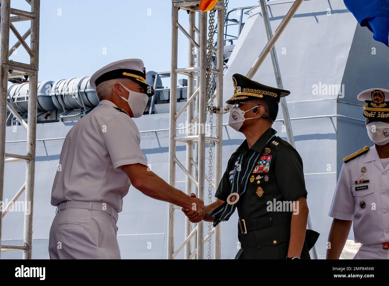 221011-N-DB724-2071 CEBU, Philippines (Oct. 11, 2022) Lt. Gen ...