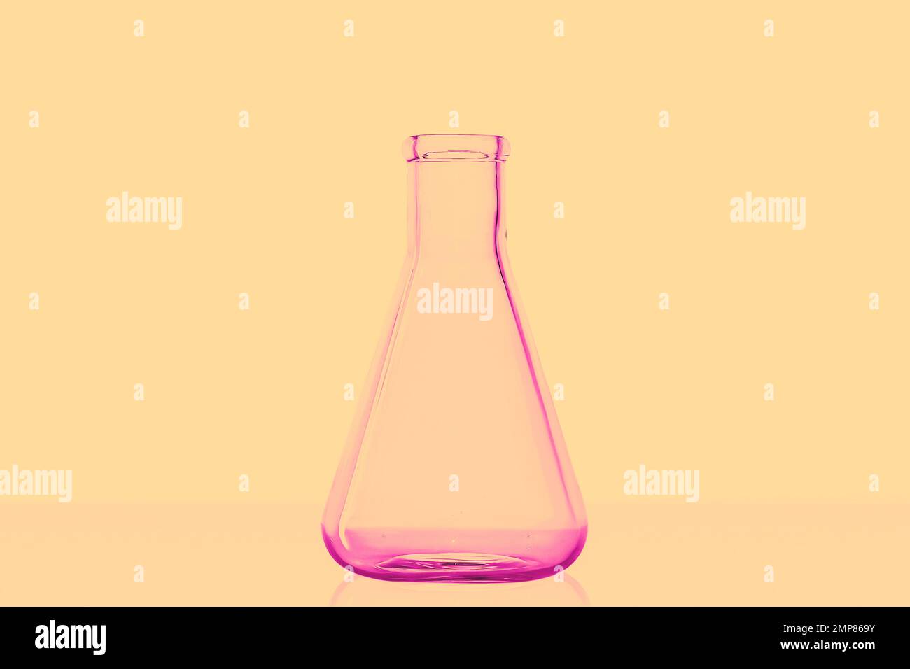 laboratory flasks, transparent glass, chemistry, medicine, laboratory ...