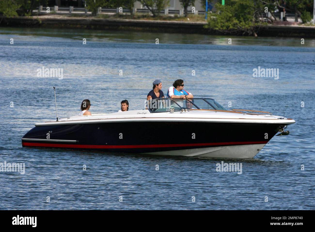 Exclusive!! Latin crooner Alejandro Sanz takes a boat trip round Miami ...