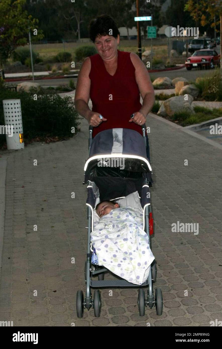 Super model Alessandra Ambrosio, fiance Jamie Mazur and their baby girl ...