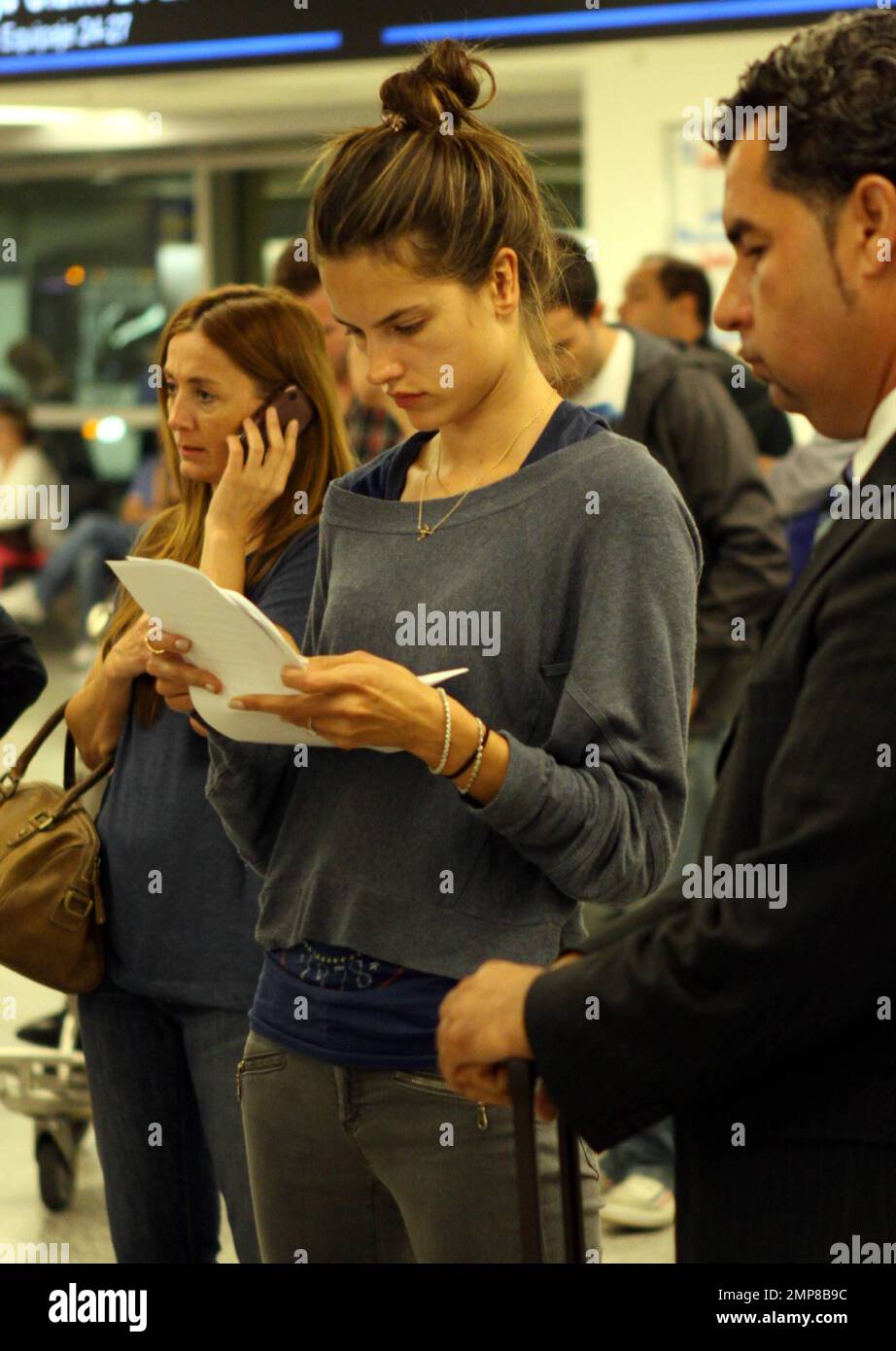 Alessandra Ambrosio Without Makeup