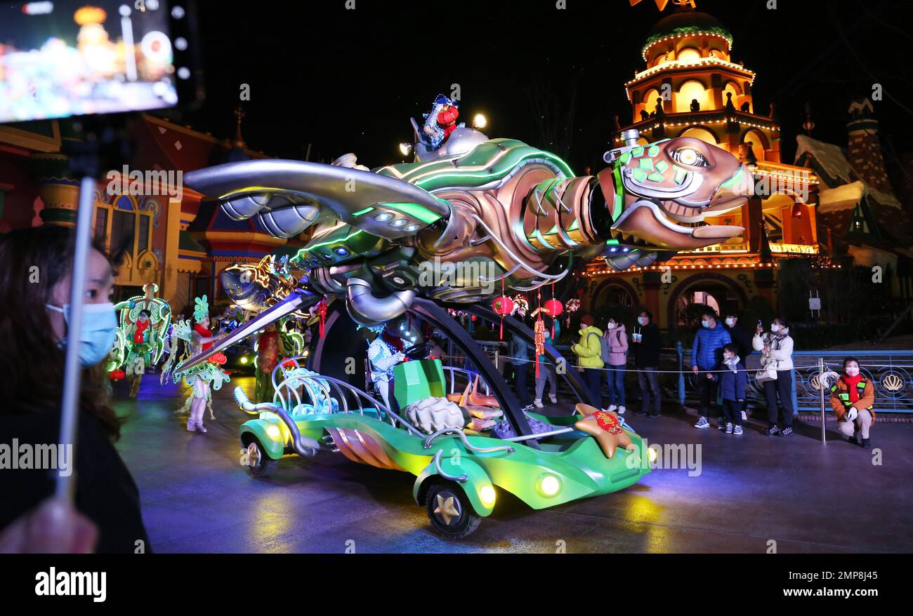 The giant-beast-shaped bionic technology robot float made in China ...