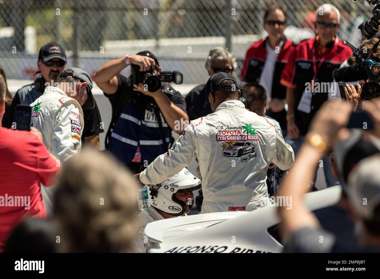 Alfonso Ribeiro won the 2016 Toyota Pro/Celebrity Race, triumphing over ...
