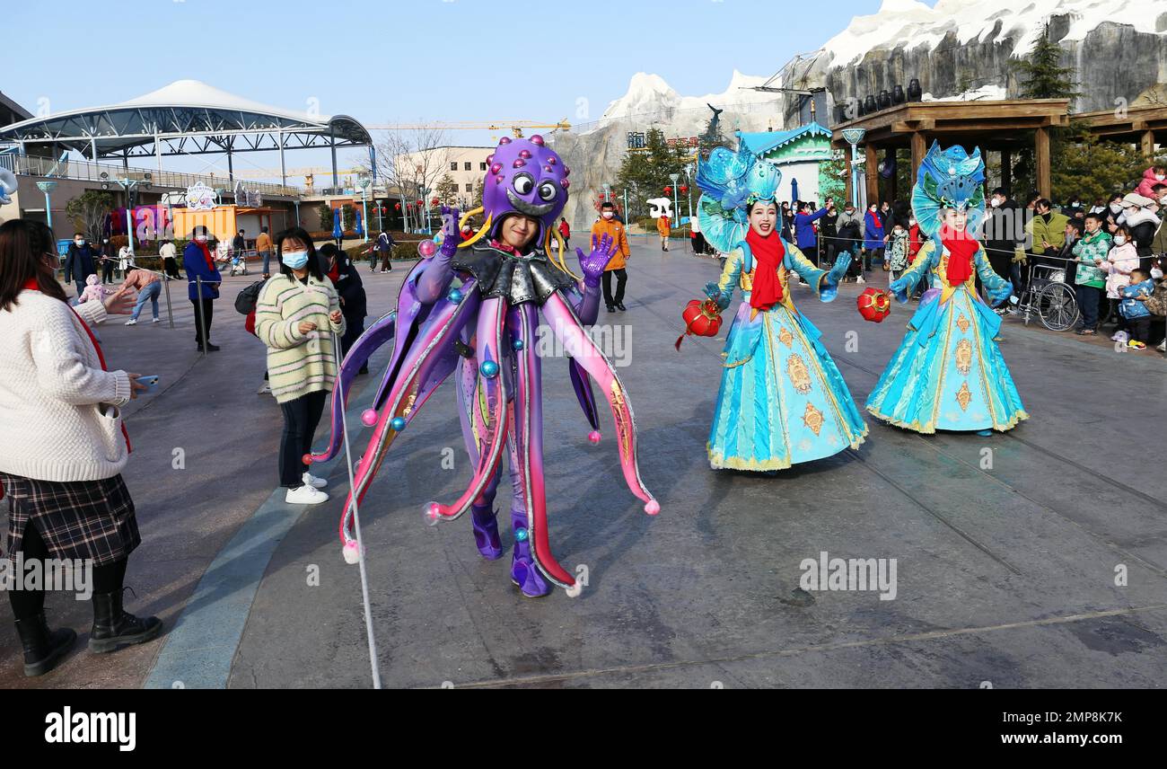 The giant-beast-shaped bionic technology robot float made in China ...