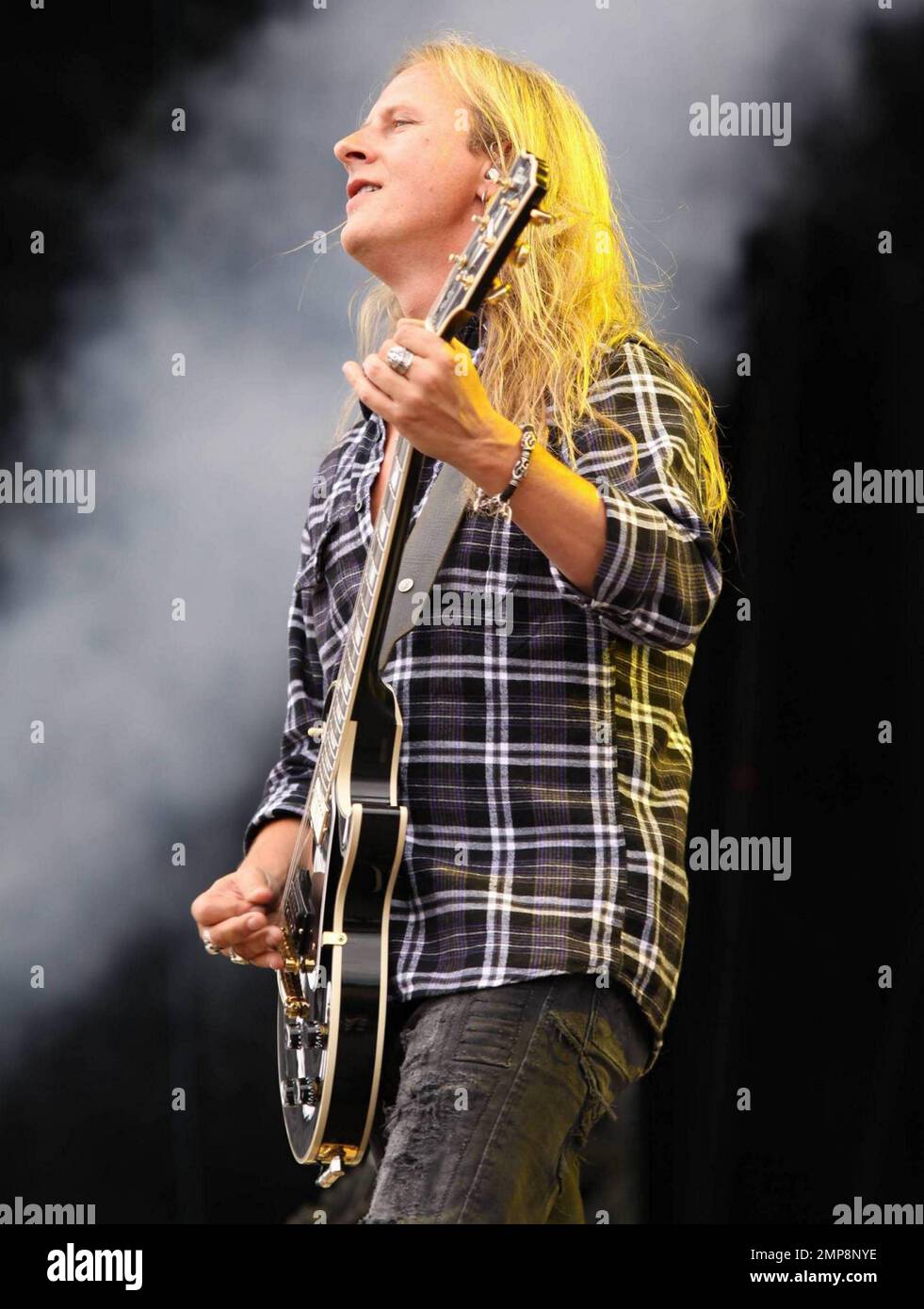 Knebworth house rock hi-res stock photography and images - Alamy