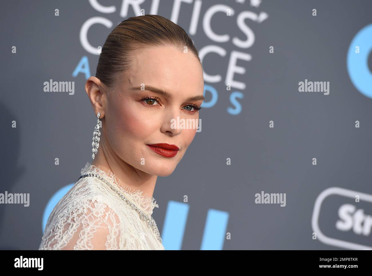 Kate Bosworth arrives at the 23rd annual Critics' Choice Awards at the ...