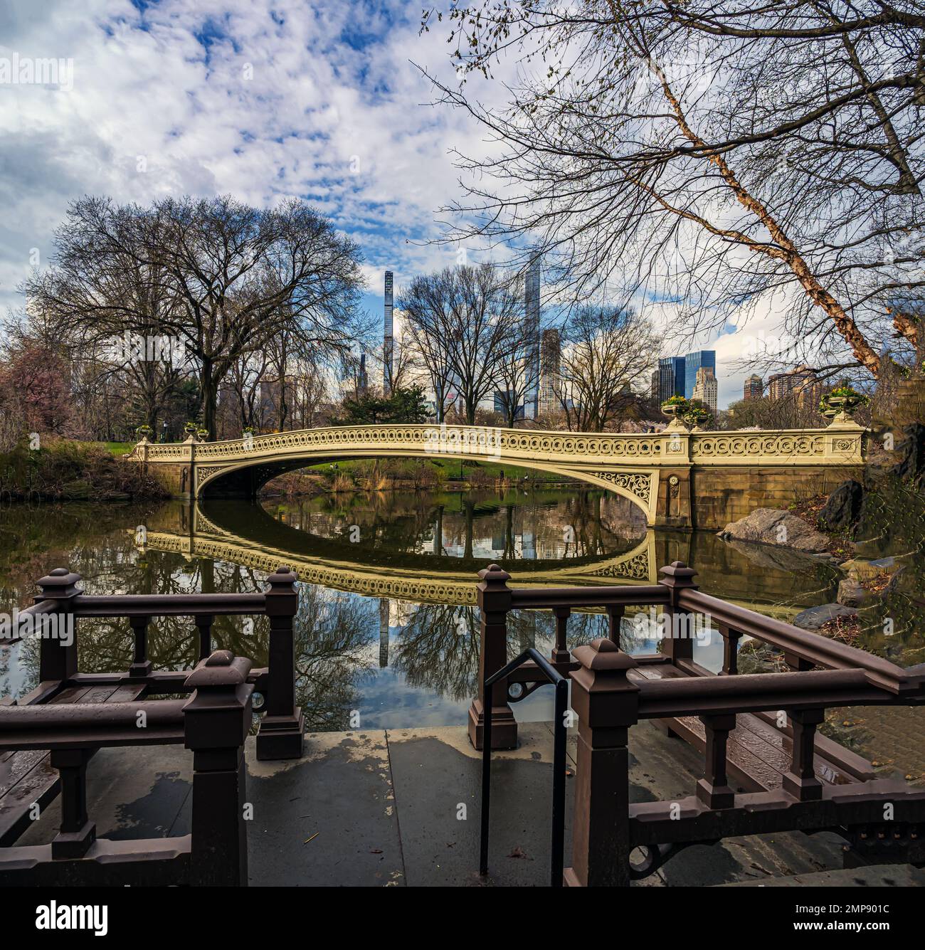 Bow bridge, Central Park, New York City, very early spring Stock Photo ...