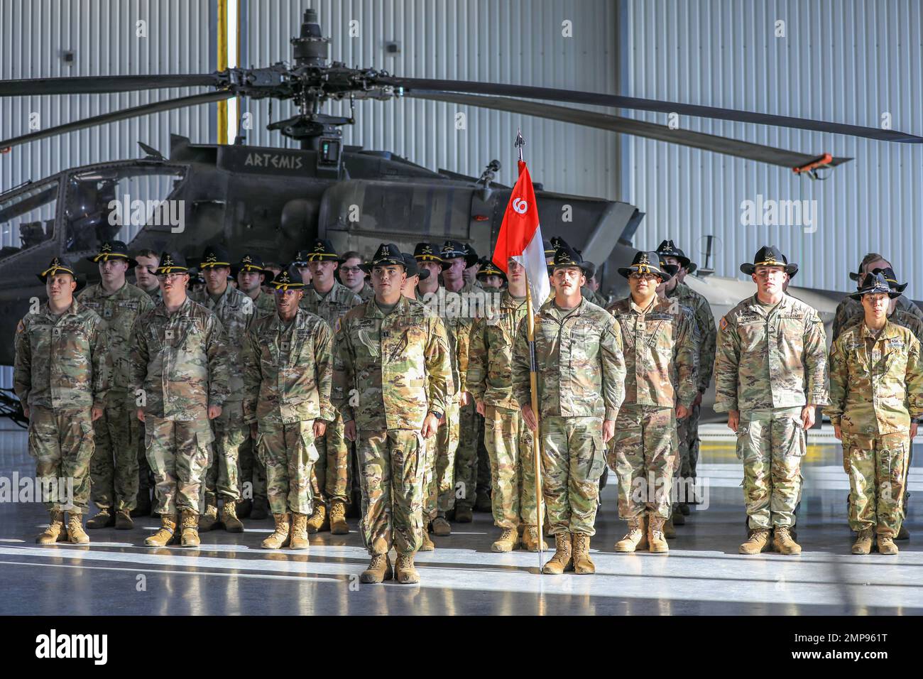 U.S. Army Soldiers assigned to Bravo Troop, 3rd Squadron, 6th Cavalry ...