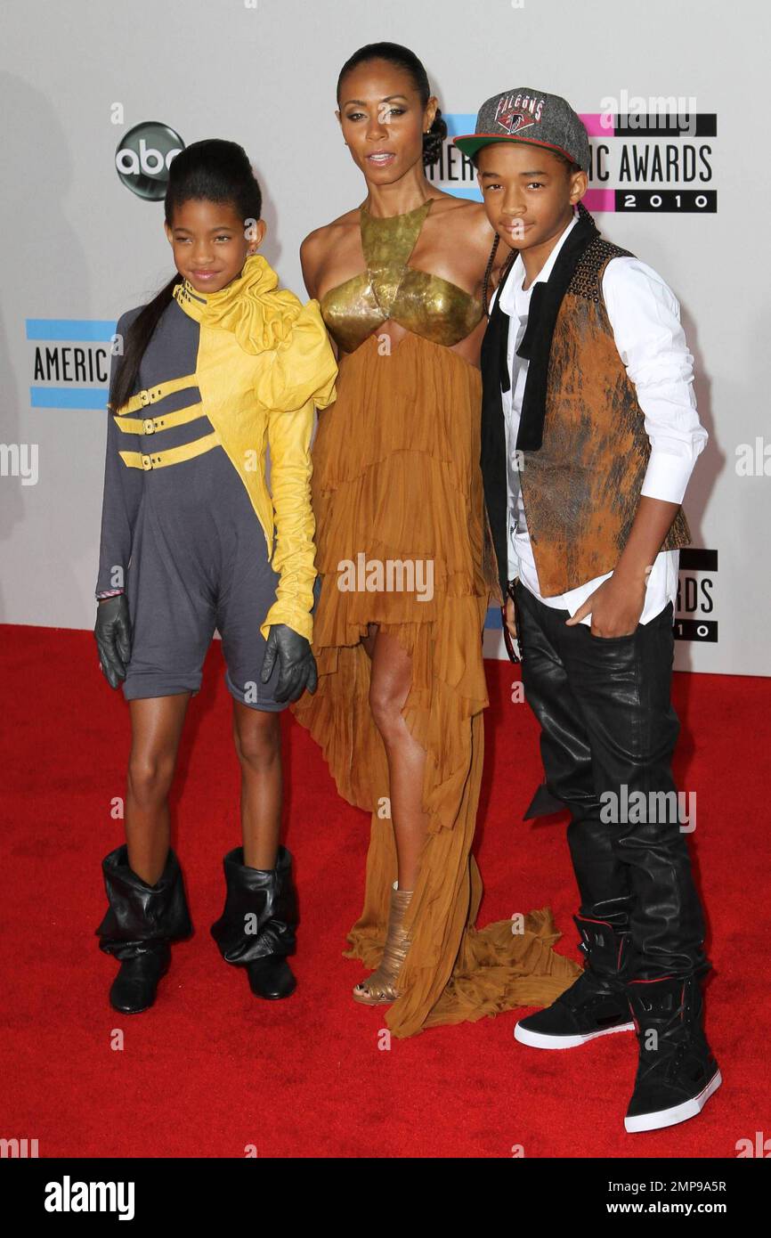 Red carpet orange jumpsuit hi-res stock photography and images - Alamy