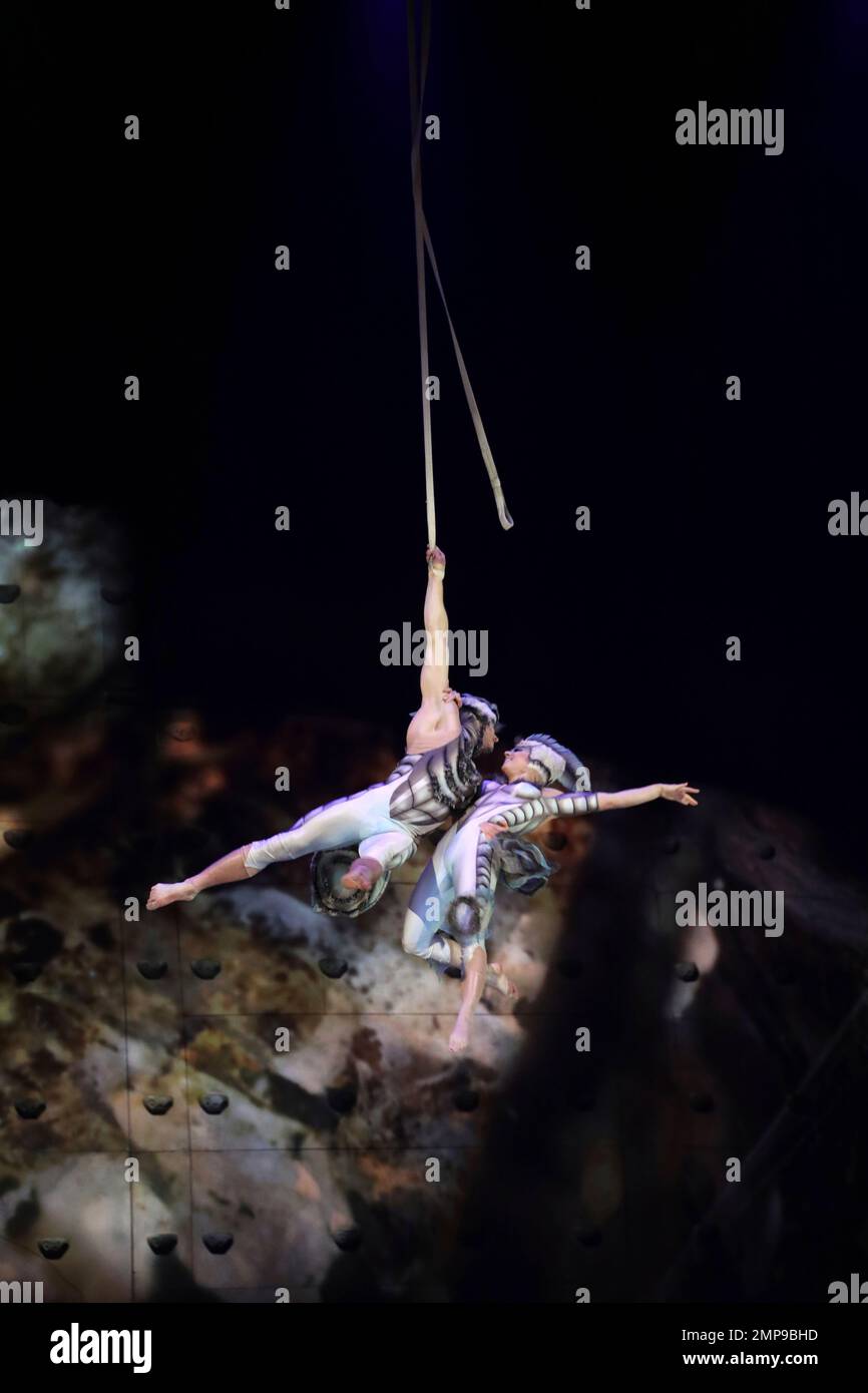 Acrobats, Alexis Trudel, left, and Catherine Audy, of Cirque Du Soleil ...