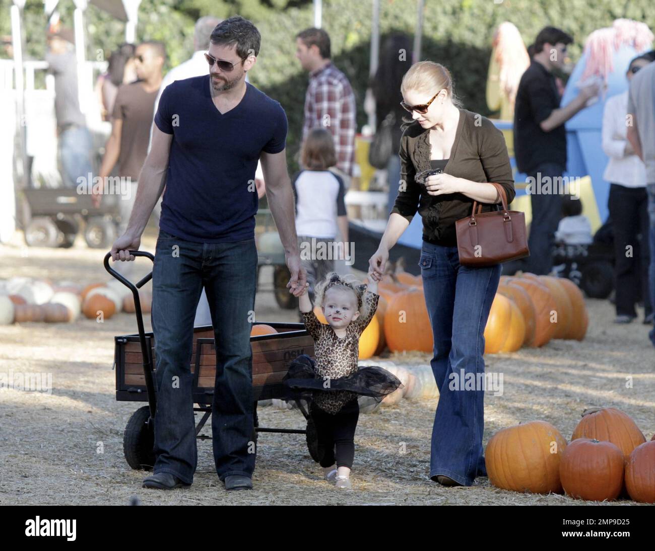 Actress Amy Adams spends a day at Mr Bones Pumpkin Patch with husband ...