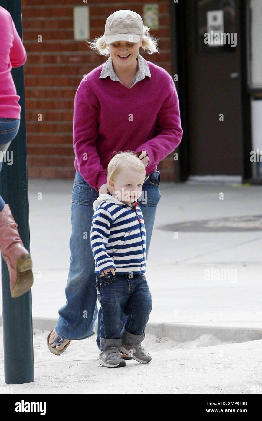 Amy Poehler Archibald William Emerson Arnett