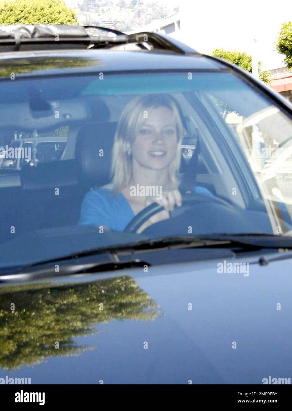 Amy smart and date hi-res stock photography and images - Alamy