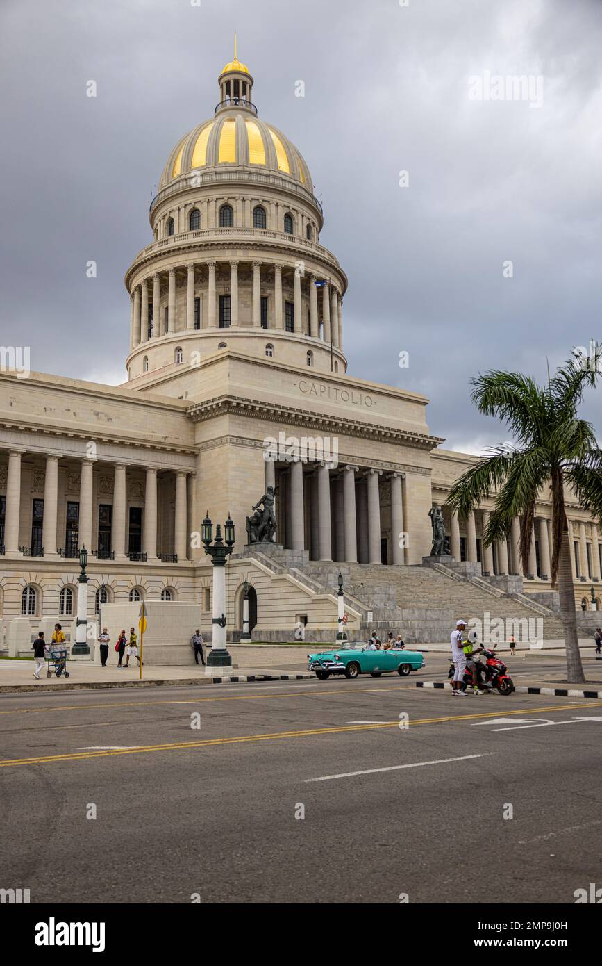 National Capital Building, Central Havana, Havana, Cuba Stock Photo - Alamy