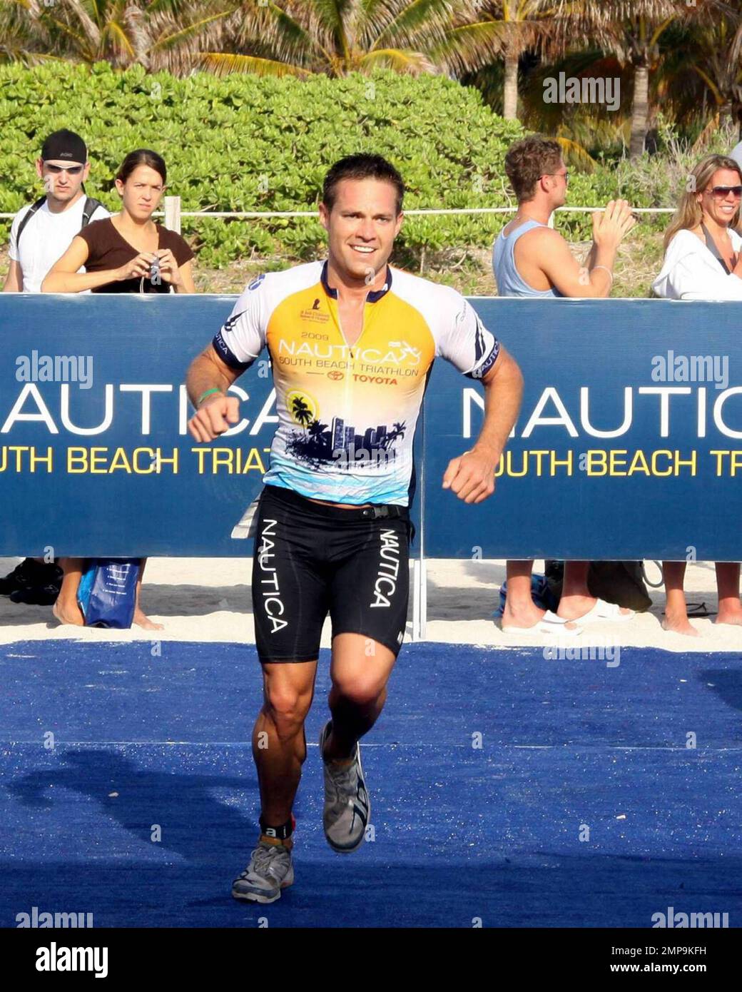 "The Bachelor's" Andy Baldwin competes at the Second Annual Nautica ...