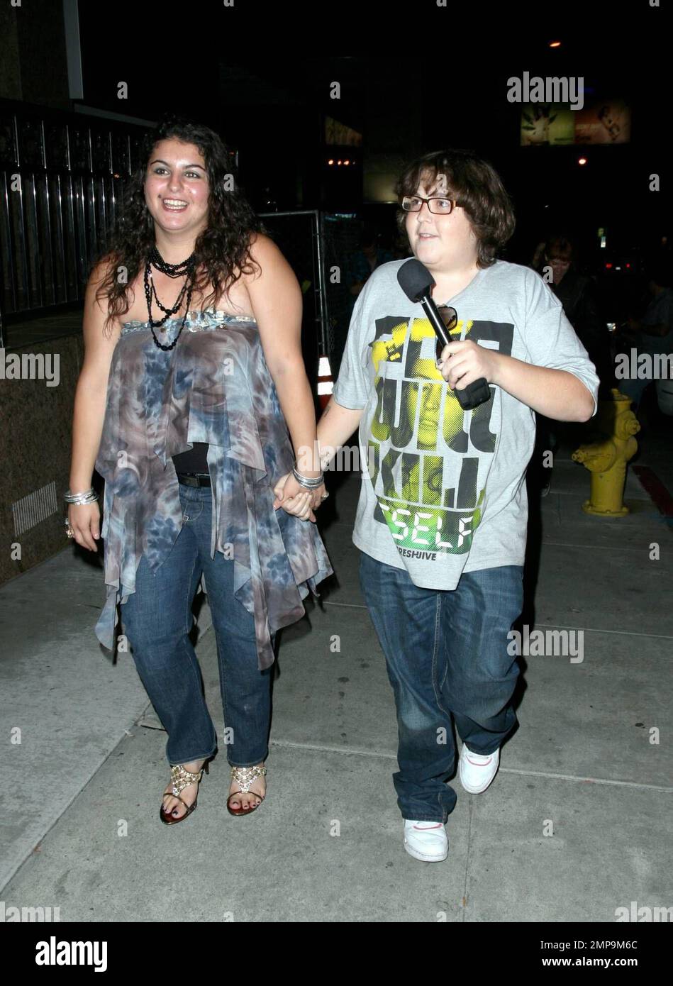 Andy milonakis show hi-res stock photography and images - Alamy