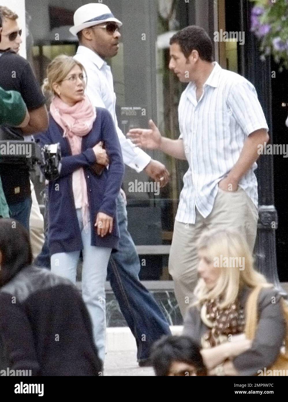 Jennifer Aniston and Adam Sandler film a scene for their upcoming film ...