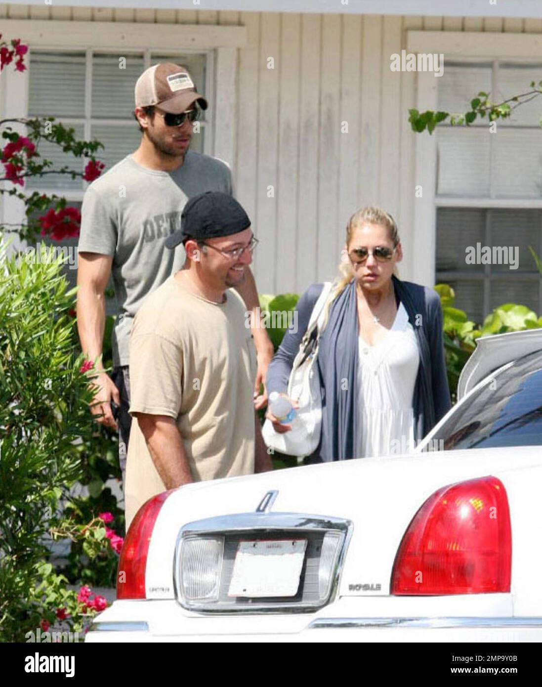 Enrique Iglesias Y Anna Kournikova 2024 Inside Enrique Iglesias And