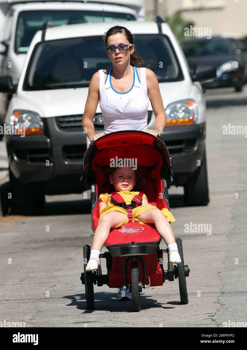 British actress and "Pushing Daisies" star Anna Friel jogs around her ...