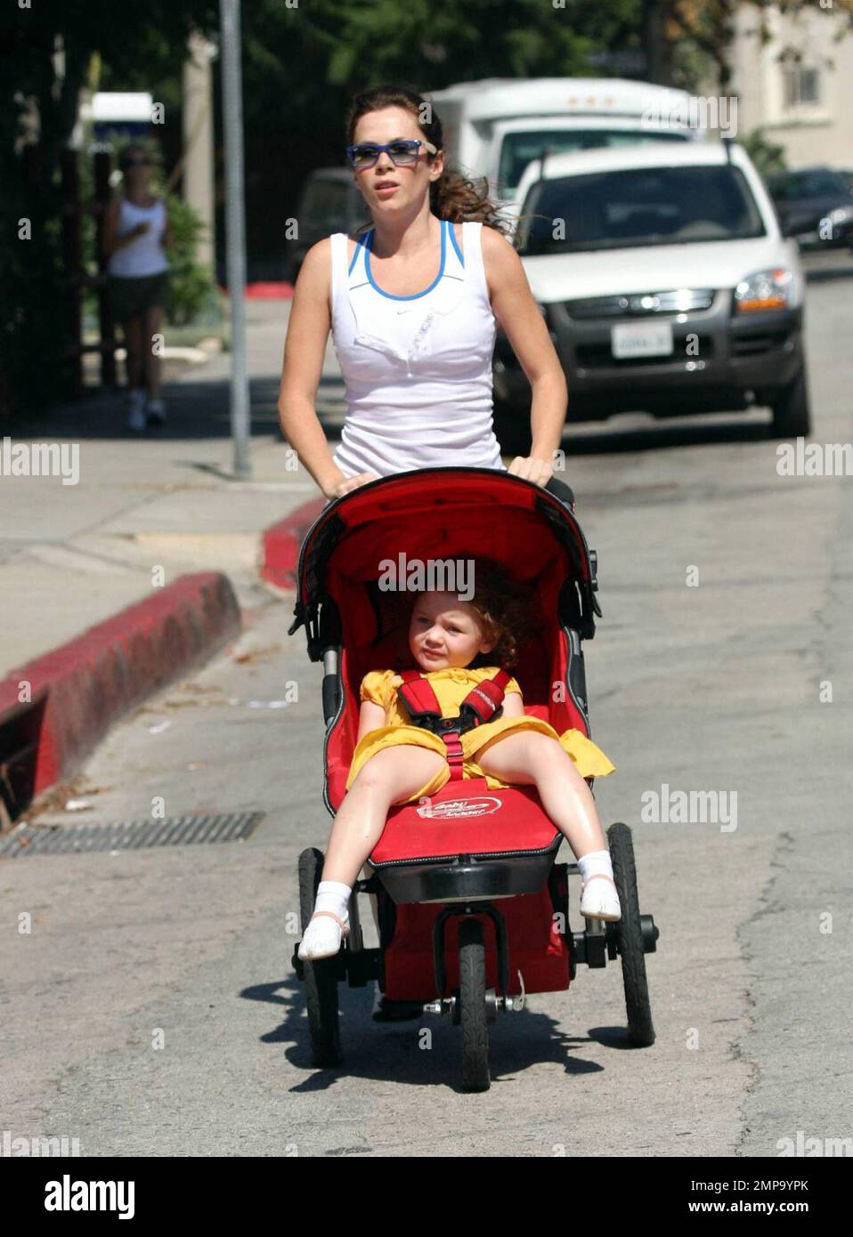 British actress and "Pushing Daisies" star Anna Friel jogs around her ...
