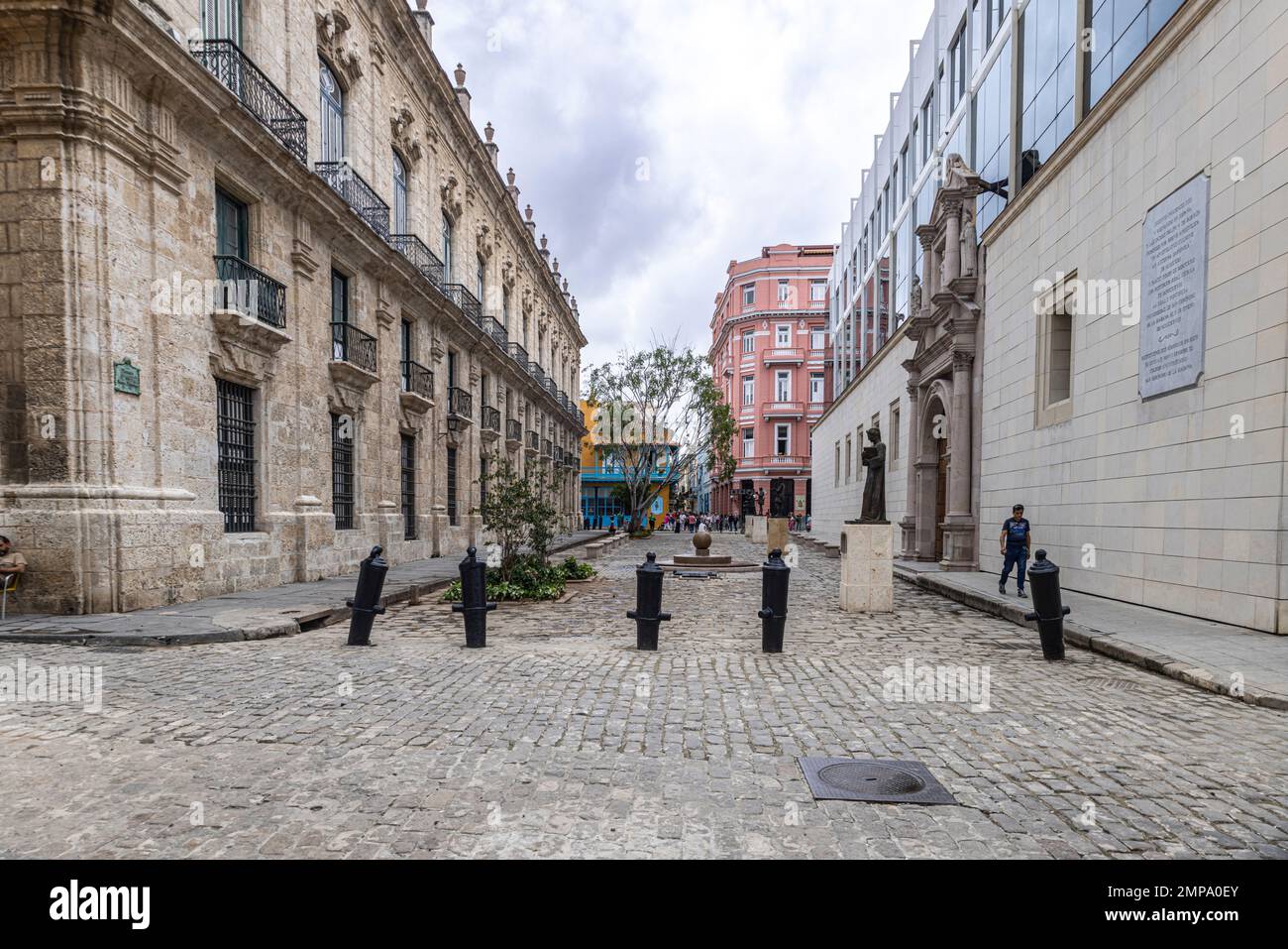 Santo Domingo Square, Old Havana, Havana, Cuba Stock Photo - Alamy