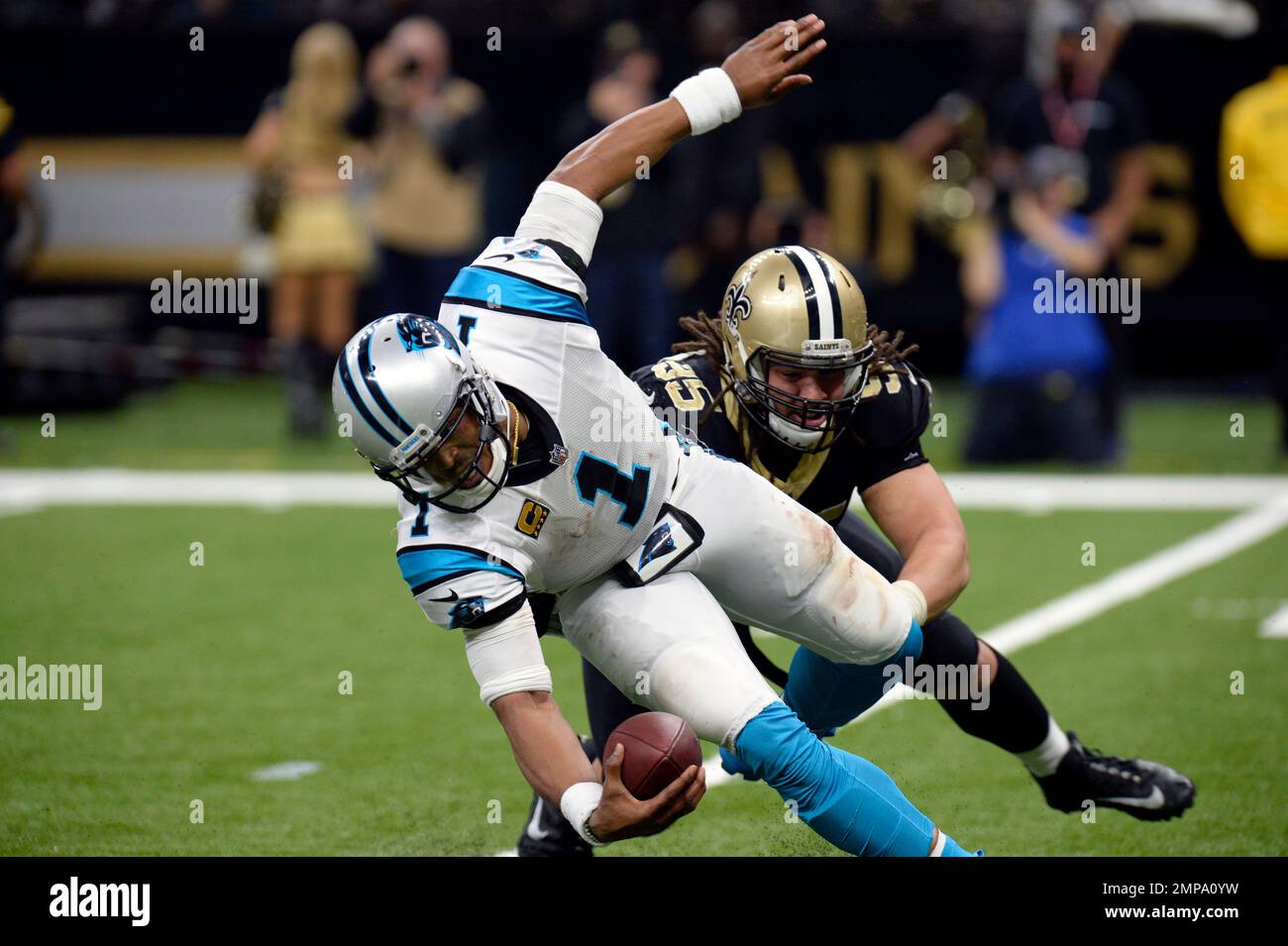 New Orleans Saints defensive tackle Tyeler Davison (95) chases down ...