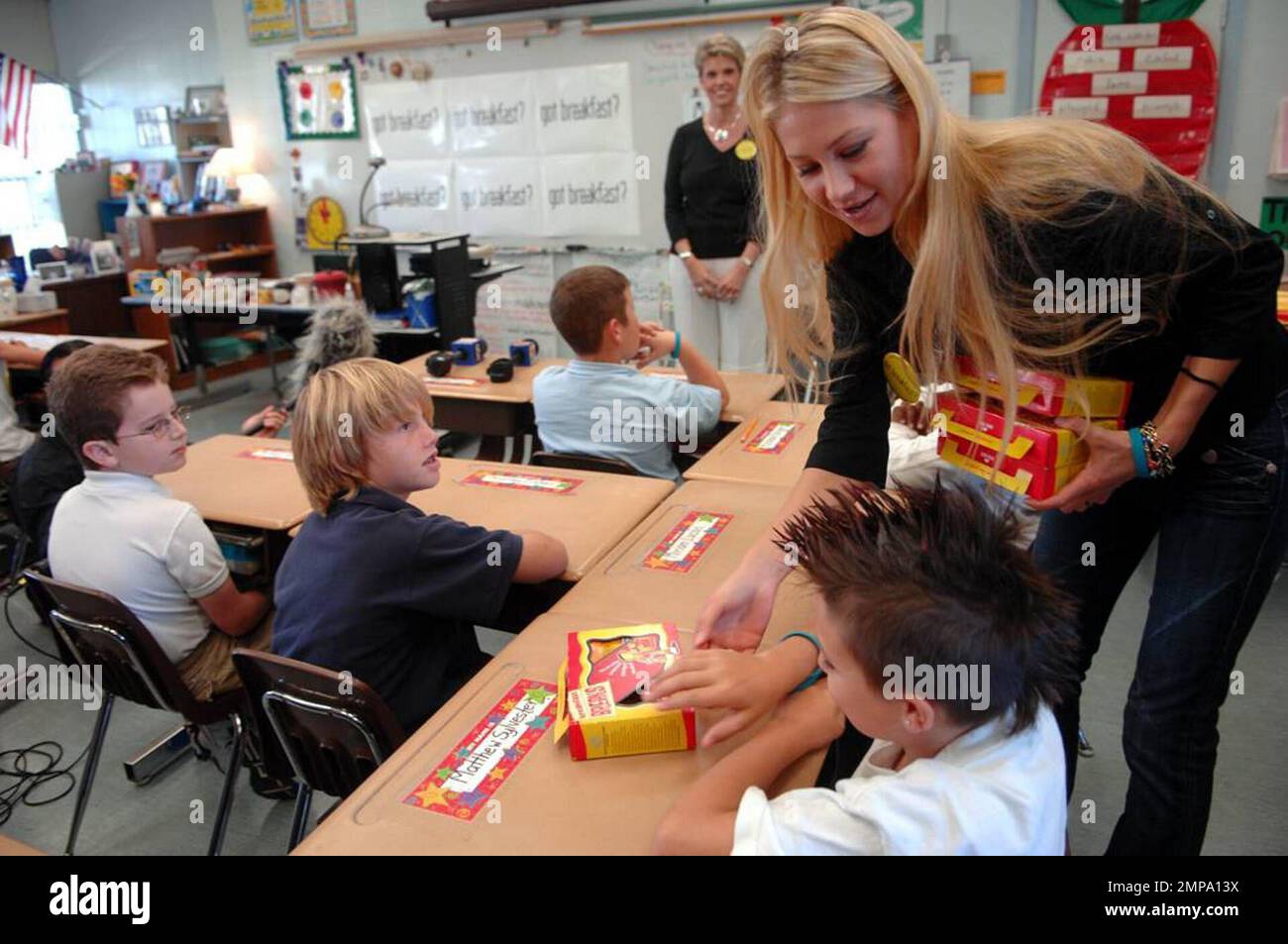 Tennis superstar Anna Kournikova awarded North Palm Beach Elementary ...