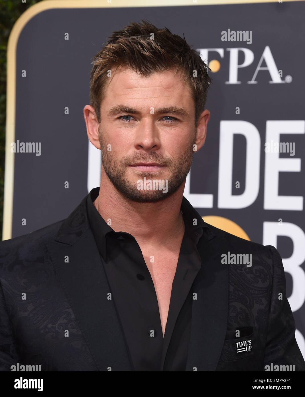 Chris Hemsworth arrives at the 75th annual Golden Globe Awards at the ...