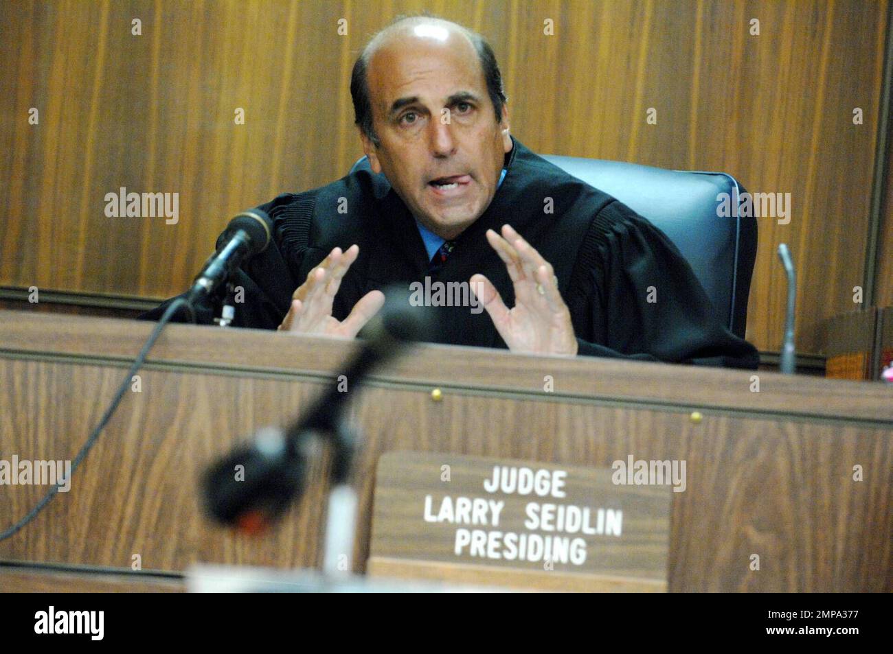 Anna Nicole Smith's mother Virgie Arthur smiles in court on the day her ...