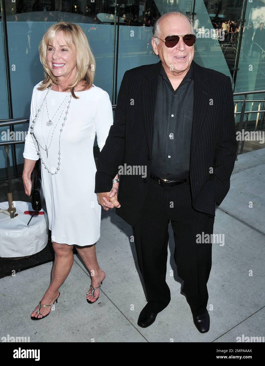 Jimmy Buffett and wife Jane Slagsvol arrive at the Tully Hall Lincoln ...