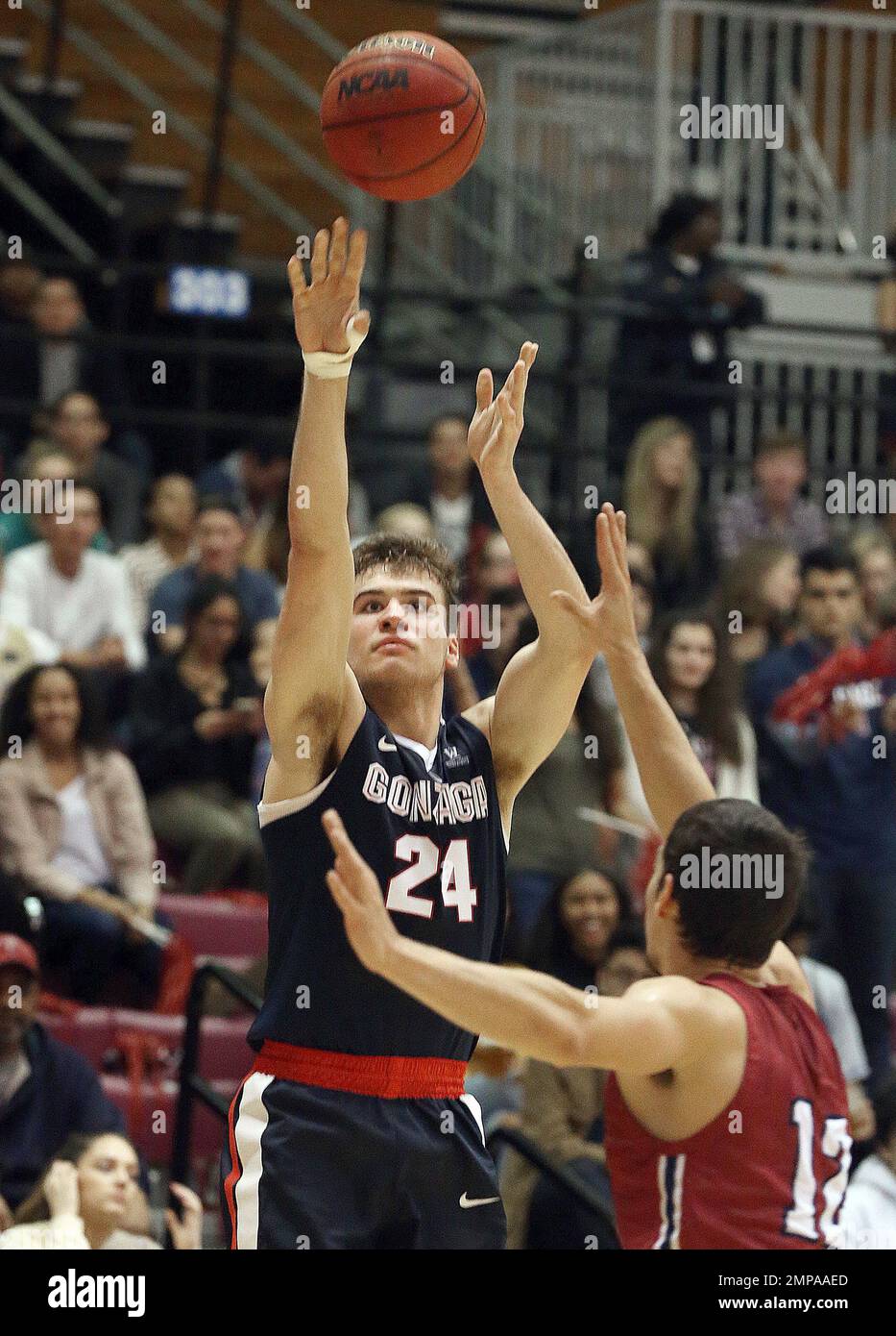 Gonzaga forward Korey Kispert (24) shoots as Loyola Marymount guard ...