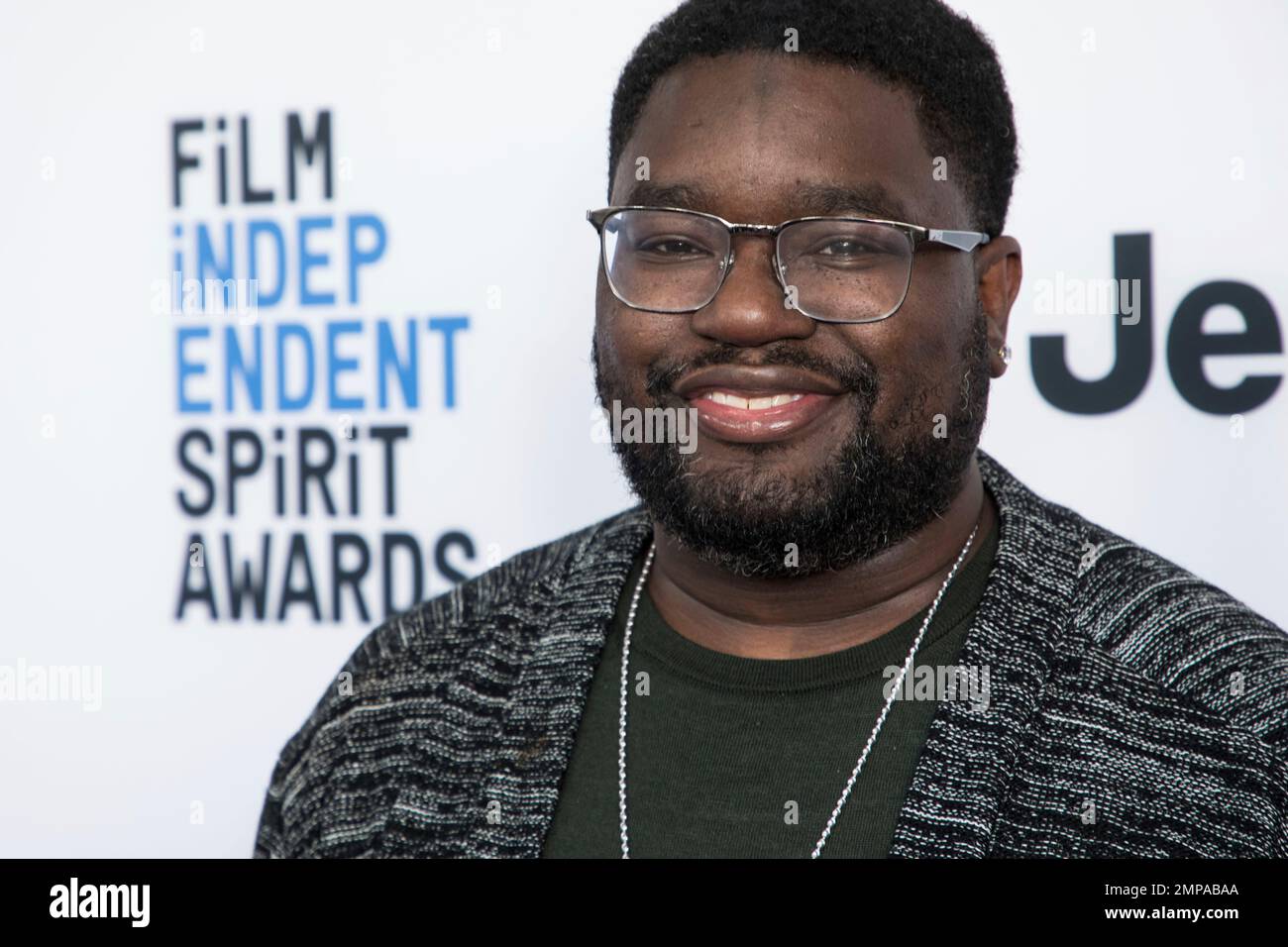 Lil Rel Howery poses for photographers upon arrival at the 33rd Annual ...