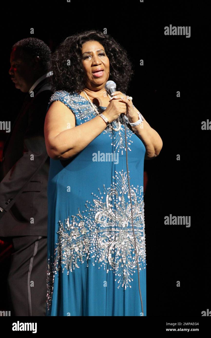 The "Queen of Soul" Aretha Franklin performs in concert at the Durham ...