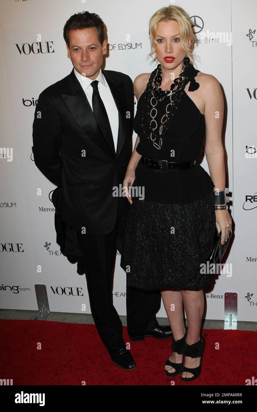 Ioan Gruffudd and wife Alice Evans on the red carpet at the star ...