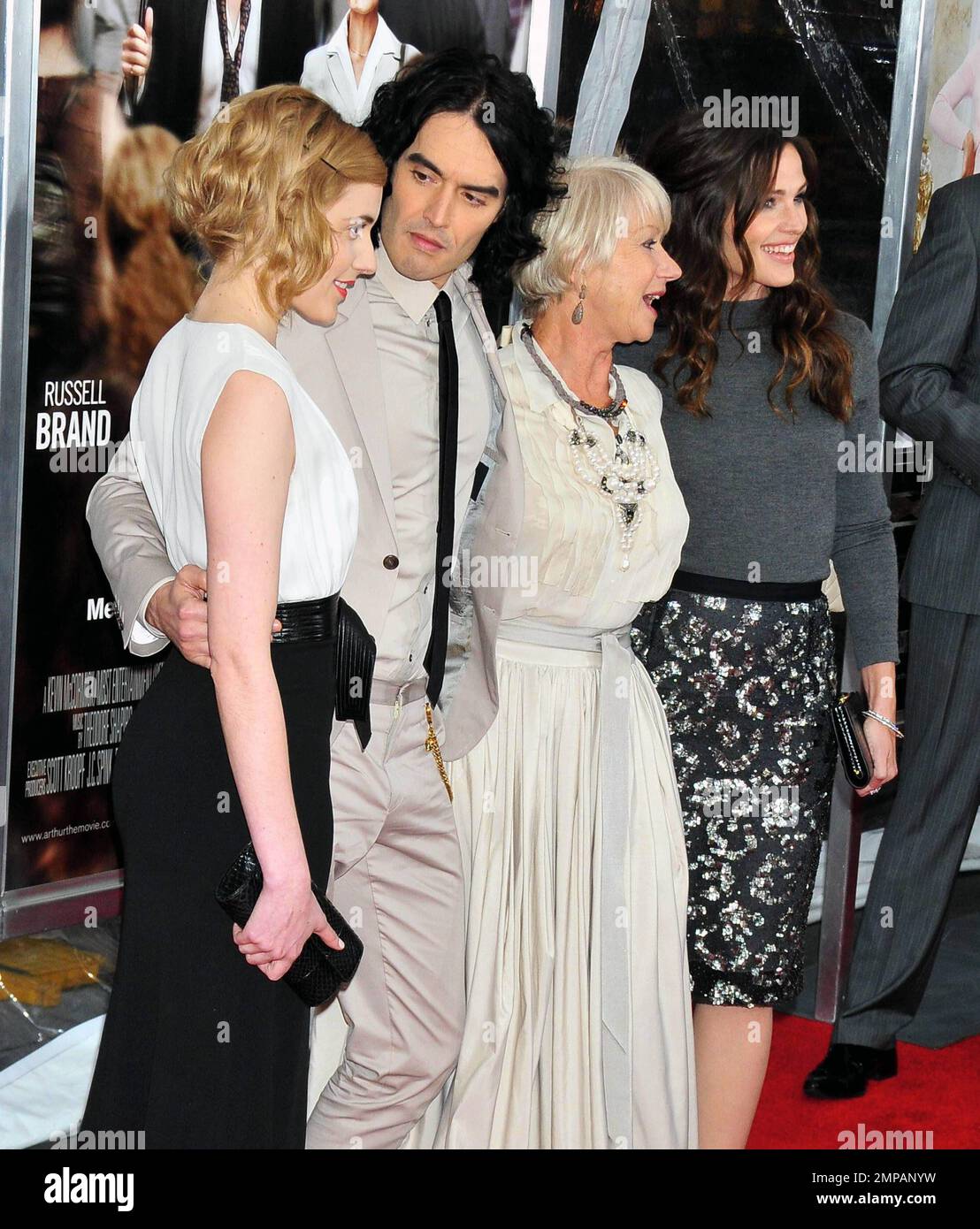Russell Brand, Helen Mirren, Jennifer Garner and Greta Gerwig at the ...