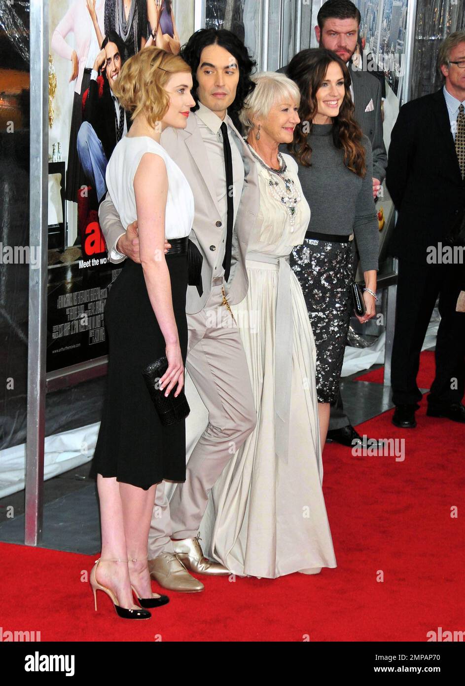 Russell Brand, Helen Mirren, Jennifer Garner and Greta Gerwig at the ...